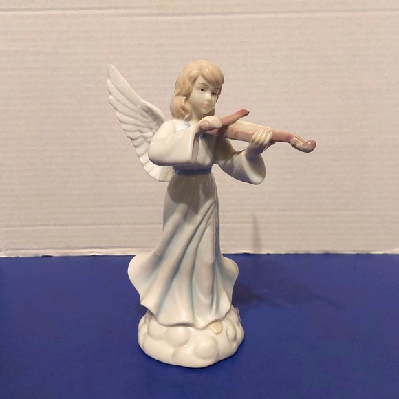 Enesco | Accents | Vintage Porcelain Enesco Angel Figurine | Poshmark